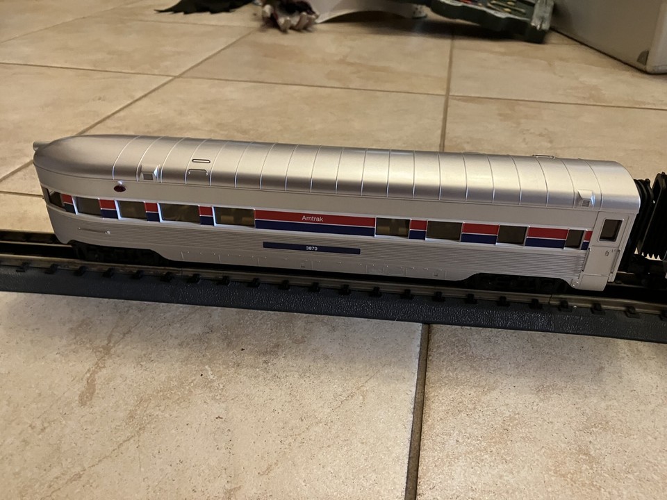 Amtrak Locomotive F59PH Diesel with 4 car passenger set. MTH Diesel O ...