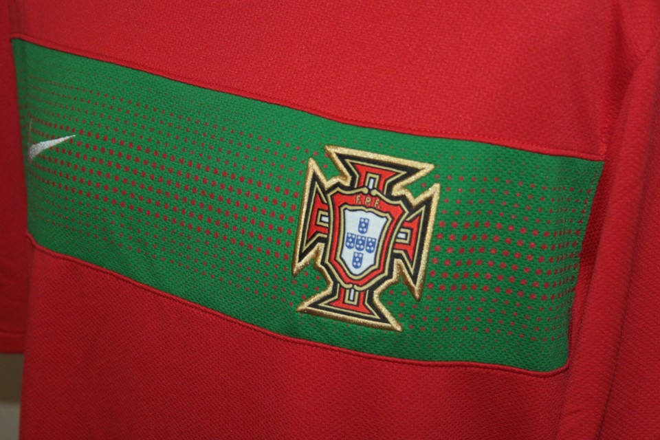 Portugal National Team home football shirt 10/12 Nike Size XL | eBay