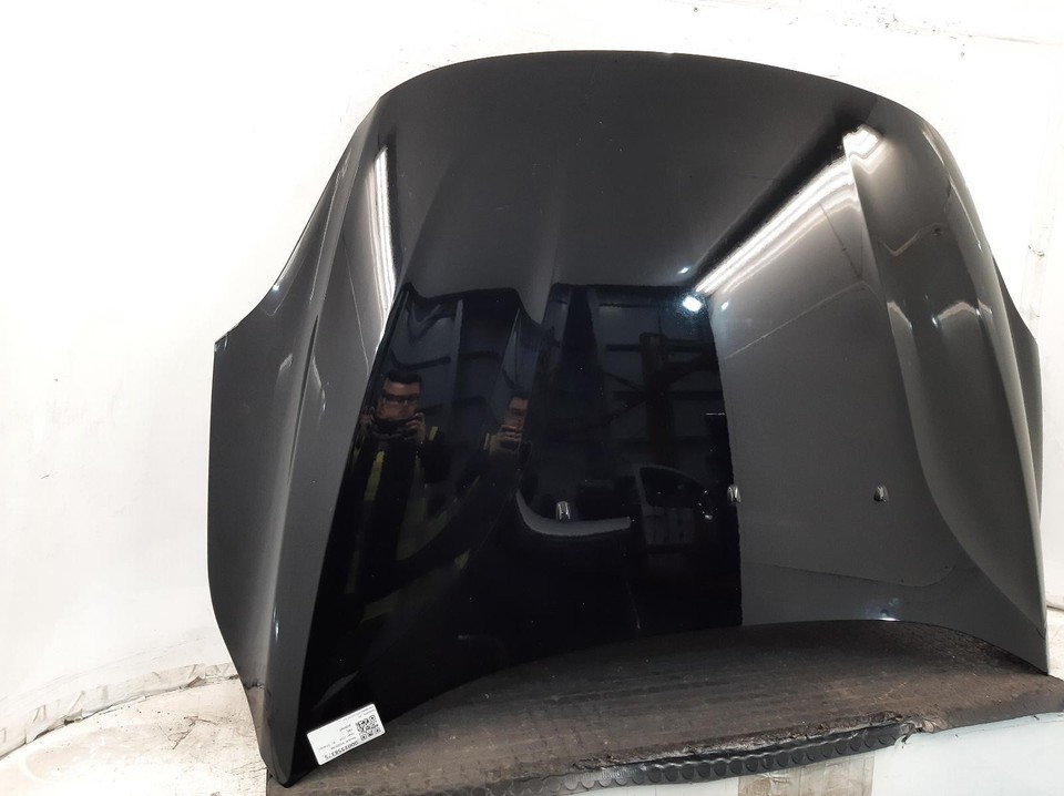 VOLVO V40 D2 CROSS COUNTRY LUX MK3 2012-2020 Front Bonnet BLACK 717 ...