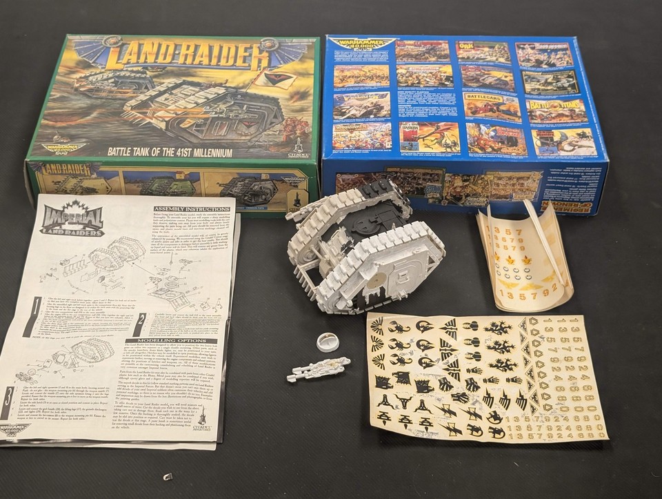 Warhammer 40k Rogue Trader Land Raider - Part Assembled with Box BB068 ...