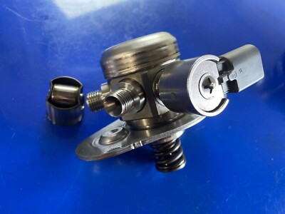 12-18 BMW 320i HIGH PRESSURE FUEL PUMP 13517584461 OEM | eBay