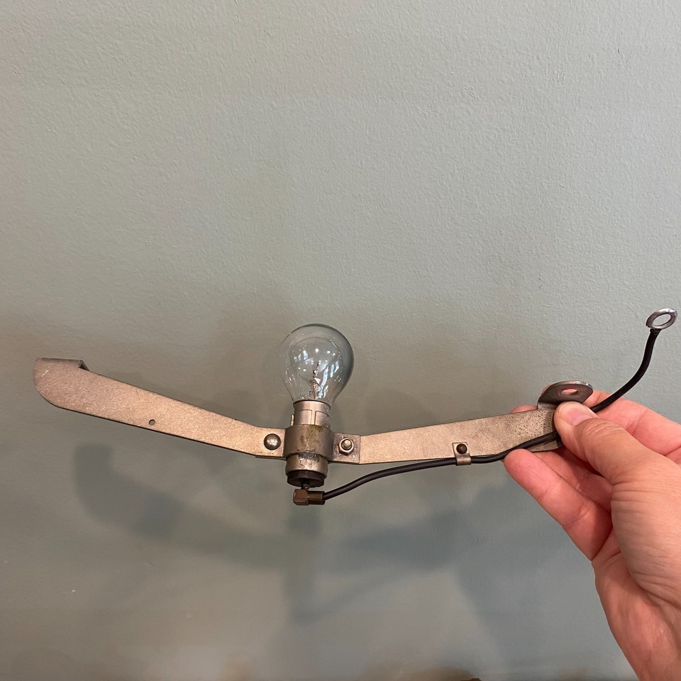 Railroad Traffic Signal Aluminum Brackets/Bulbs Lot Of 3 - 10V 18W ...