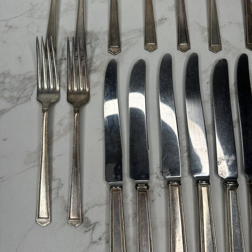 1847 Rogers Bros. Insico Anniversary Pattern Silver Plate Silverware 28 ...