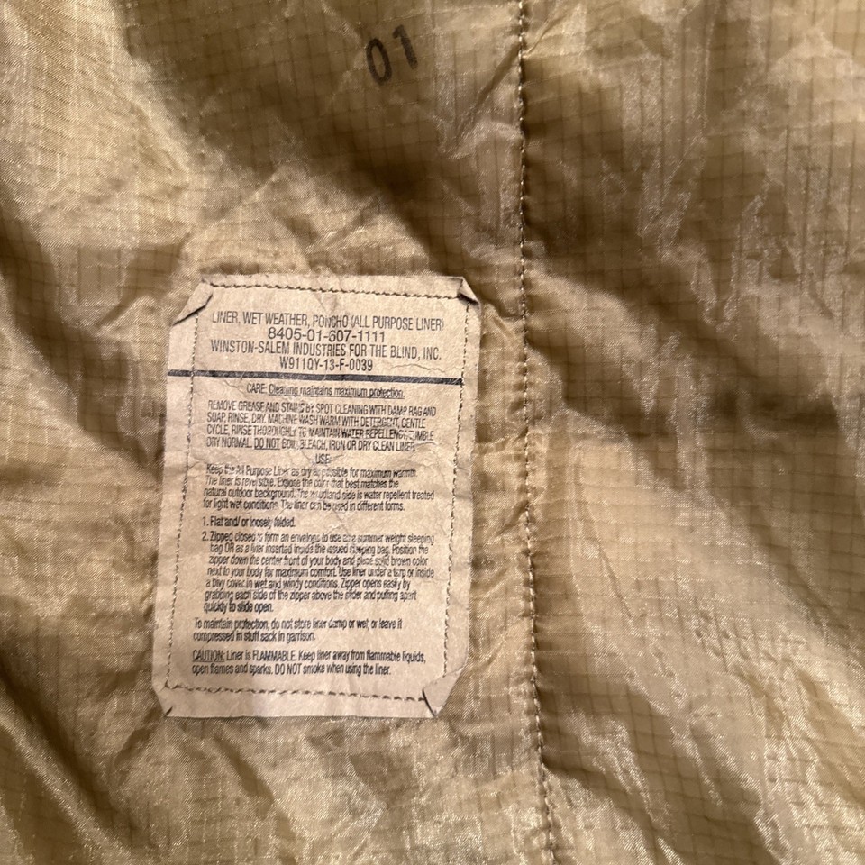 USMC Poncho Liner Woobie w/ Zipper MARPAT USGI Military Sleeping Bag ...
