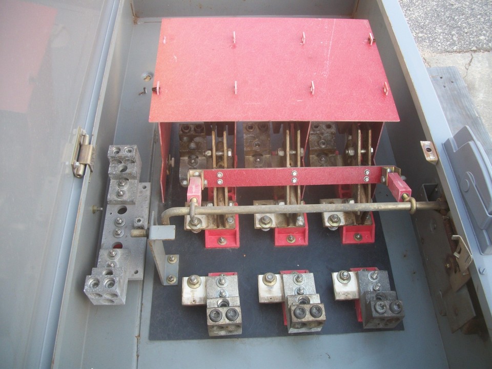 SQUARE D DISCONNECT TYPE 1 H367N 800AMP 600VOLT 3POLE FUSIBLE REFURB | eBay