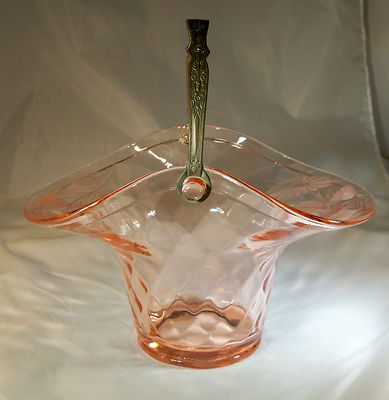 FENTON RARE PINK DIAMOND OPTIC DAISY ETCHED 9" DIAMETER BASKET with ...