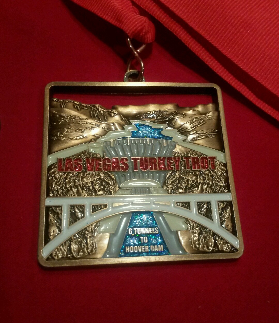 Race Medal - Las Vegas Turkey Trot - 6 Tunnels to Hoover Dam - Running ...