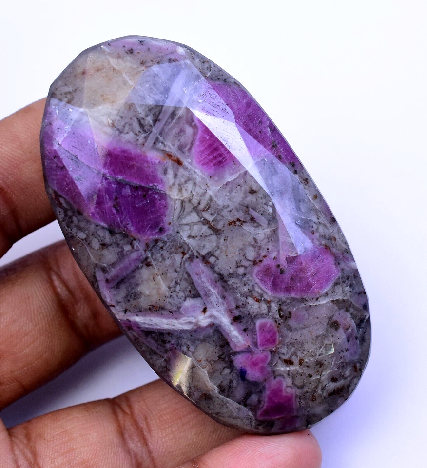 589.60 Ct Natural Huge Red Ruby Earth-Mined Certified Untreated Oval ...