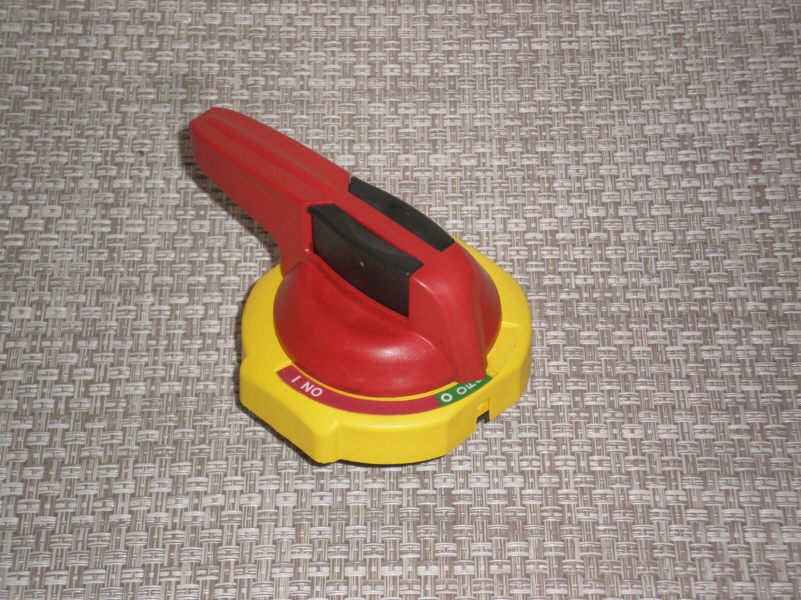 New! Allen Bradley 194R-PY Ser A Operating Disconnect Handle Lockable ...