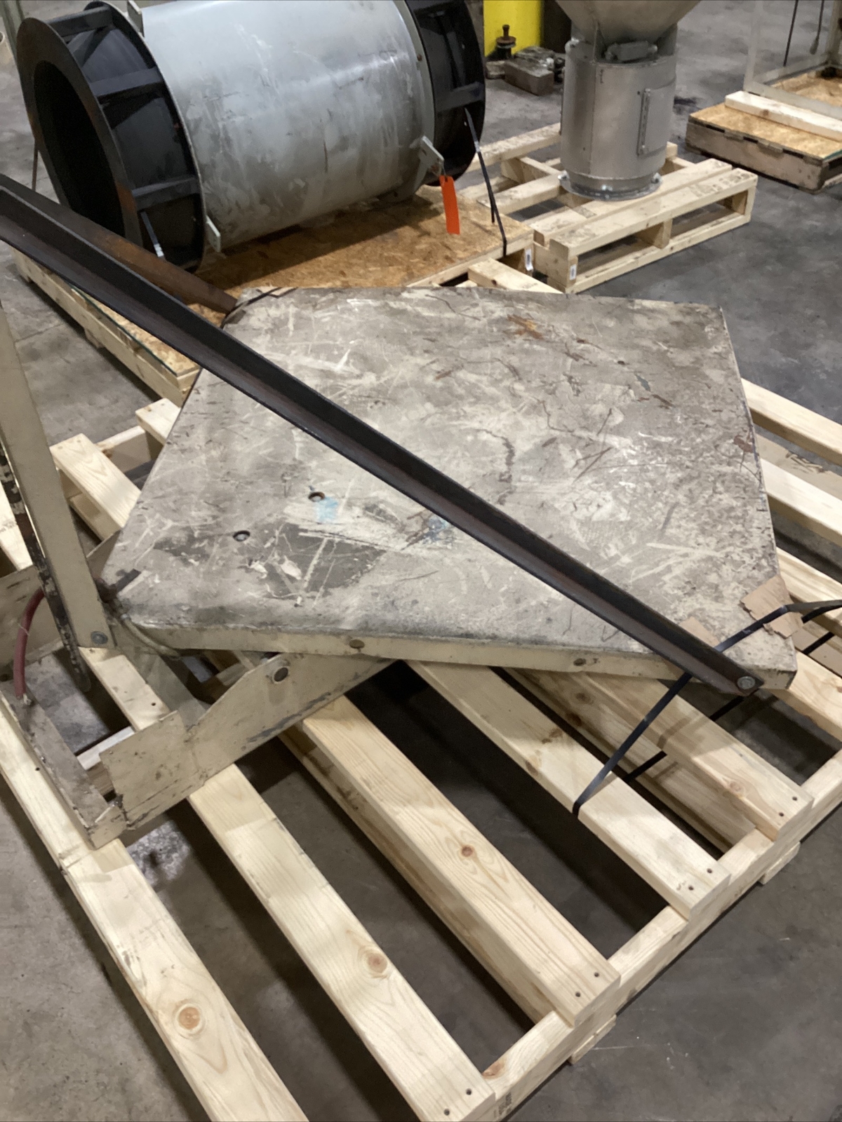 FLOOR LEVEL PNEUMATIC GAYLORD TILTER / TIPPER #2471FML | eBay