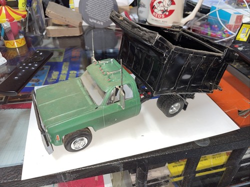 Revell 6393 1/25 1977 GMC Wrecker Tow Truck Model Kit Custom Dump Truck ...