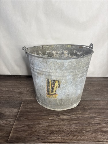 Vintage Galvanized Metal Utility Bucket 9” T x 10.5” W Handle Rustic ...