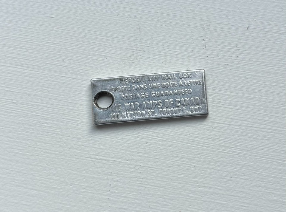 1974 Ontario Last Cruise DAV Tag Mini License Plate Key Chain Canada ...