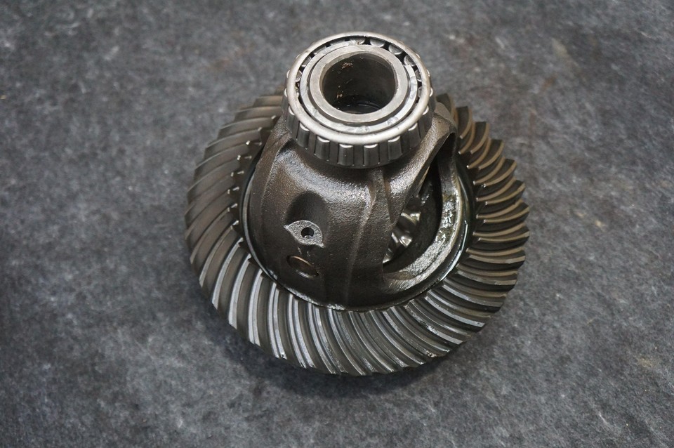 Rear Differential Pinion Gear Set W/ Cover HC3Z4209F Ford F350 Super ...
