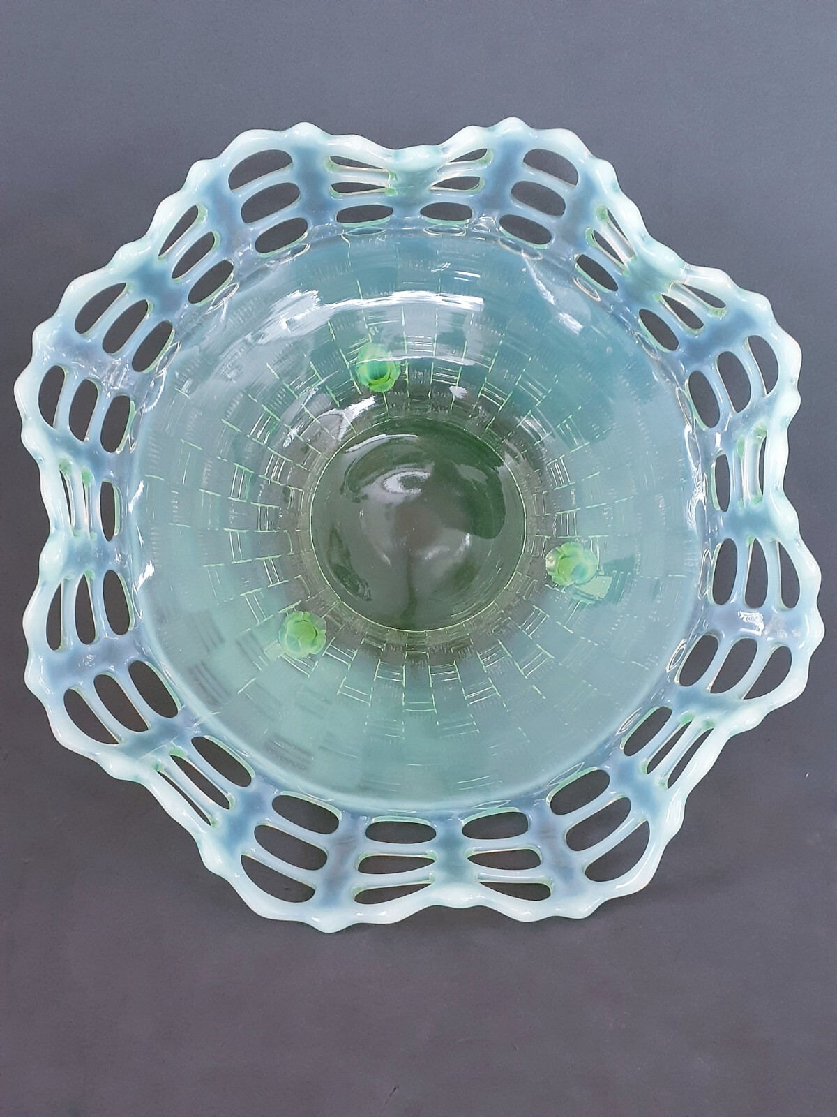 Rare Fenton Ice Green ruffled 3 row Uranium glass bowl | eBay