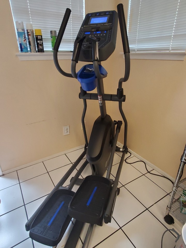Elliptical Exercise Machine with Bluetooth from Horizon Fitness (Pre ...