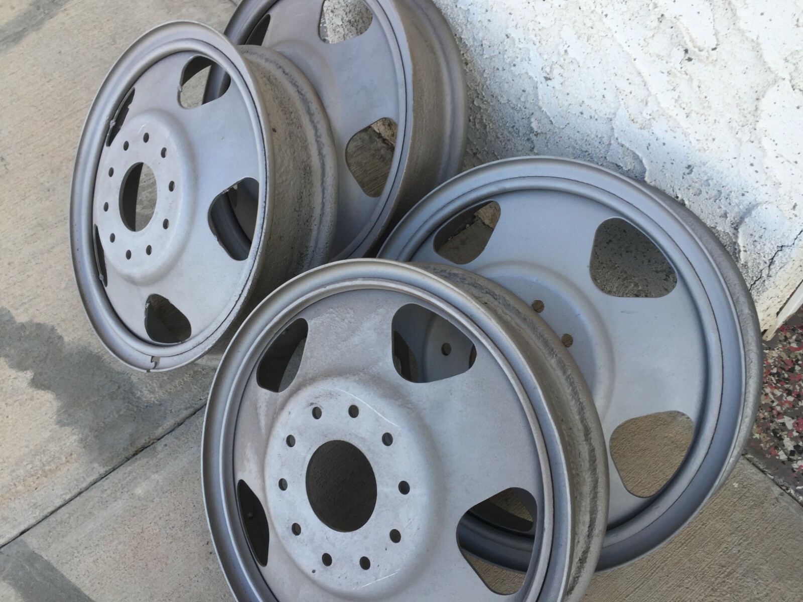 Very Rare 1930 - 34 Chevy 19" 1 1/2 ton Chevy Wheels Antique | eBay