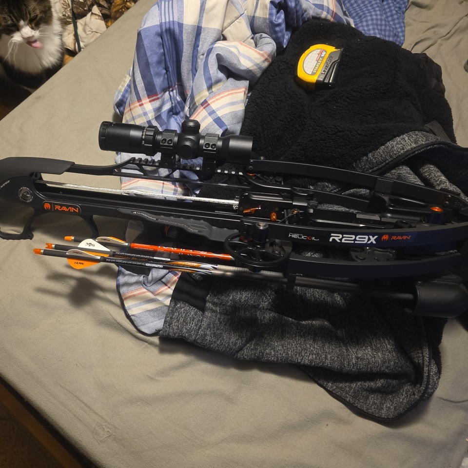 ravin r29x with bow case and some lighted knocks | eBay