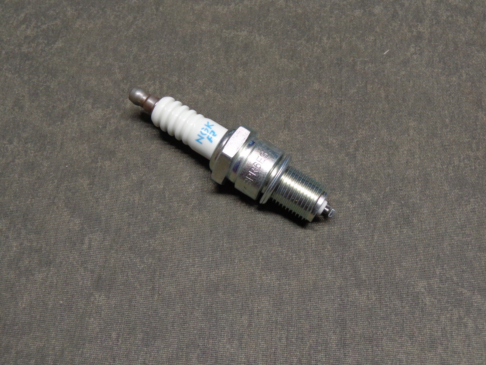 EARTHQUAKE ARDISAM TILLER 21277 SPARK PLUG 212CC ENGINE | eBay