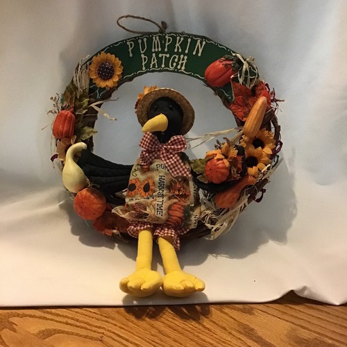 14” Grapevine Fall Weath Stuffed Crow Pumpkin Patch Gourds Leaves Sun ...