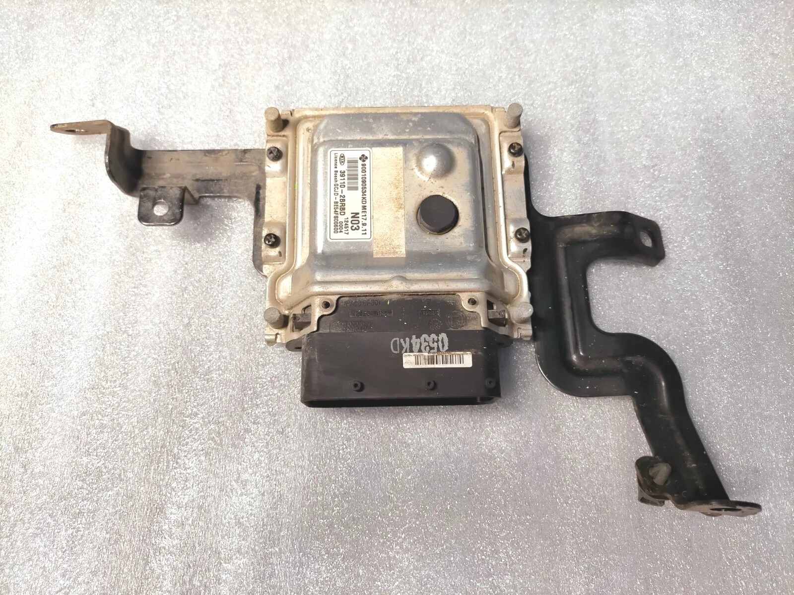 9625 E4d 13-16 Kia Ceed Vr7 1.4 Petrol G4fa ECU Engine Control Unit ...