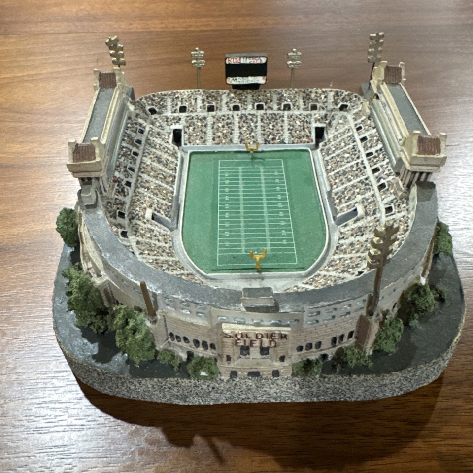Sports Collectors Guild Miniature Stadium Model Soldier Field Chicago ...