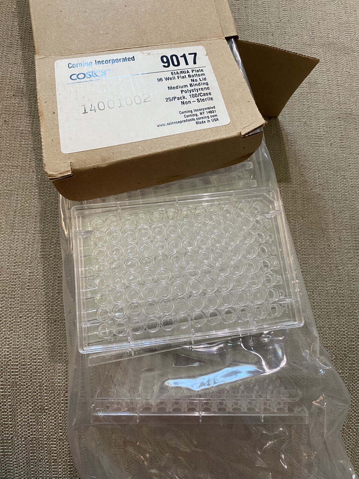 CORNING Costar 9017 Assay Plate 96 Well Clear Flat Bottom 25/Pack 100 ...