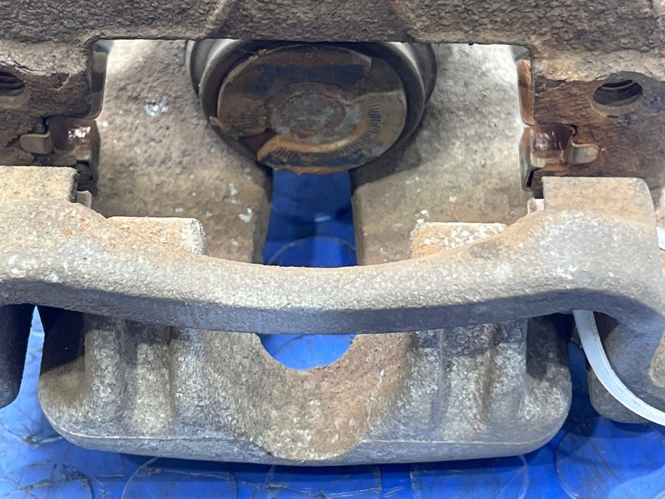 12-16 Buick Lacrosse Rear Brake Caliper Assembly Opt J60 LH Driver Side OEM | eBay