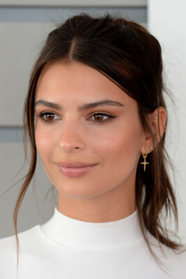 Emily Ratajkowski Cinema Actress Beauty Model Wall Art Home Decor ...