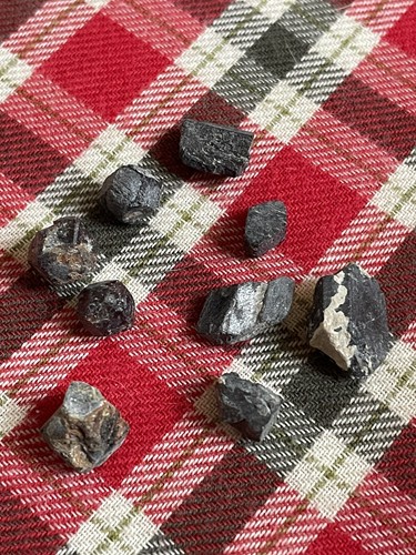 Raw Black Garnet Melanite Jewelry Making Power Symbolism 10-14 Gr Small ...