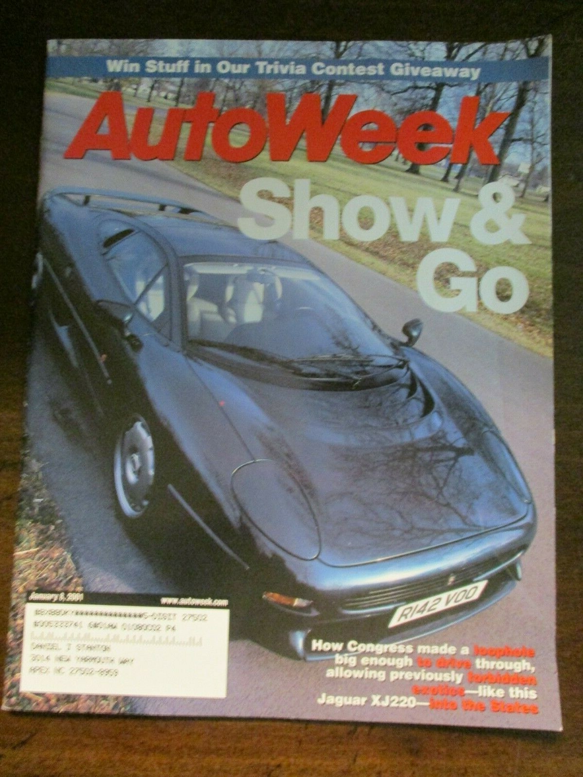 AUTO WEEK MAGAZINE JANUARY 8, 2001 JAGUAR XJ220 FORD FOCUS ZX3 BUICK ...