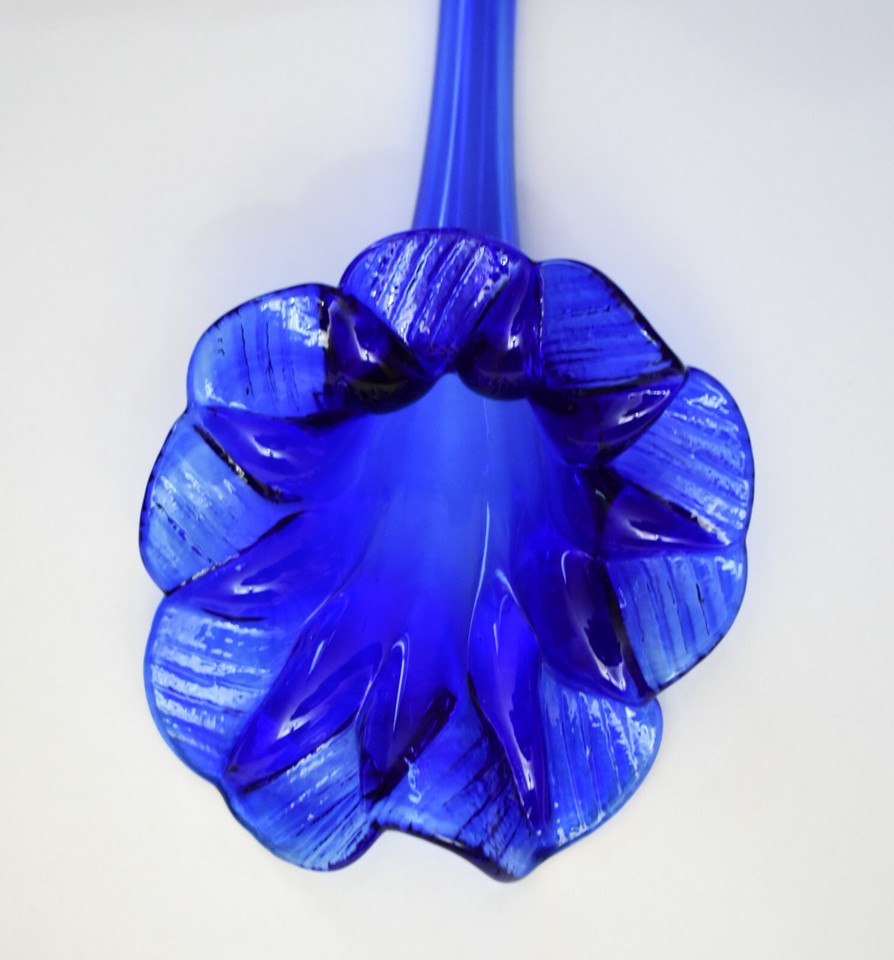 Vintage Cobalt Blue Blown Glass Long Stem Flower Art Glass Epergne Horn ...