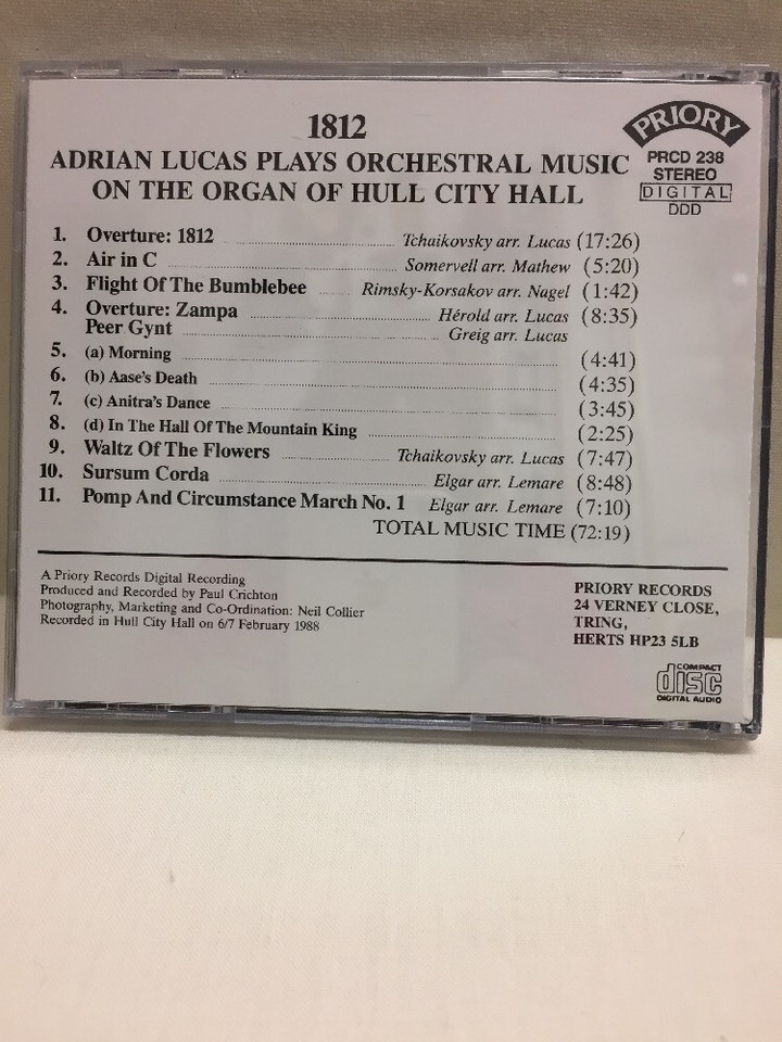 1812 Adrian Lucas Plays Orchestral Music On The Organ Of Hull City Hall ...