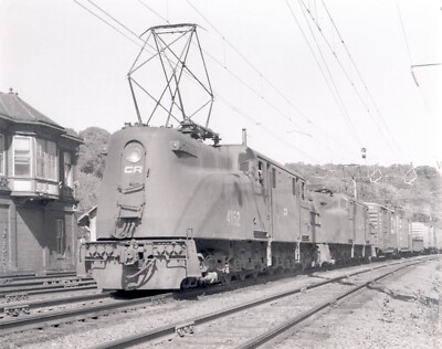 Conrail GG1 #4852 at CLY Tower in April 1977 8x10 Photo by Kerry Jury ...