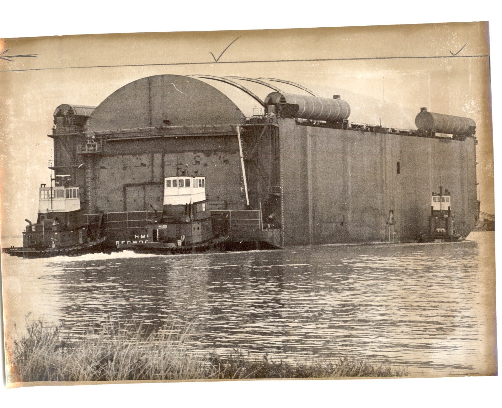 TUGBOATS Move Project Azorian's Hughes Mining Barge, HMB-1 1977 Press ...