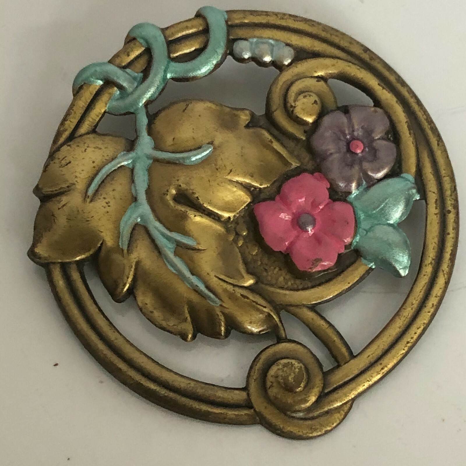 Vintage Ivy Vine Flower Medallion Circle Pin Brooch O… - Gem