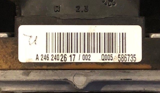 2015 MERCEDES B Electric Drive Base ENGINE RIGHT MOUNT, PART ...