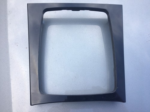 A2046800039 Mercedes C Class W204 Gear shift boot gator surround trim ...