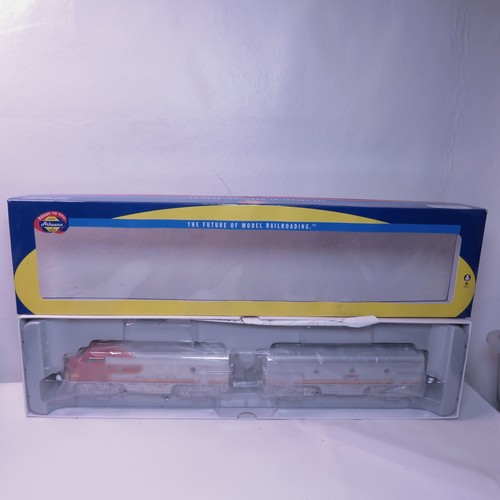 Athearn ~ Ready to Roll "Santa Fe / SF" ~ F7A & F7B ~ Locomotive Set ...