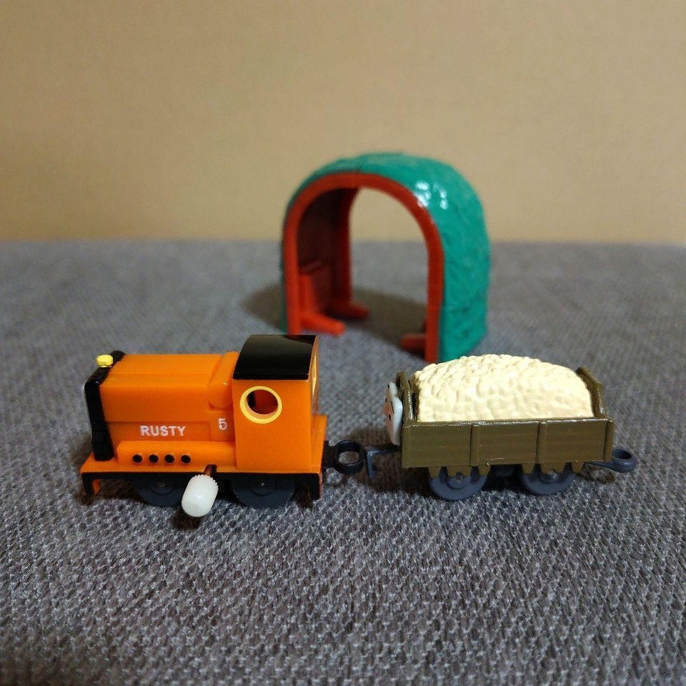 Thomas & Friends Rusty Tunnel Set 2002 Capsule Plarail | eBay