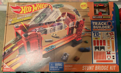 Mattel Hot Wheels Track Builder Stunt Bridge Kit Motorized 70+ Pieces ...