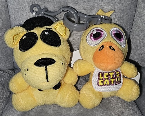 FNAF Five Nights at Freddy's Lot Of 2 Plush Clip Keychain Chica ...