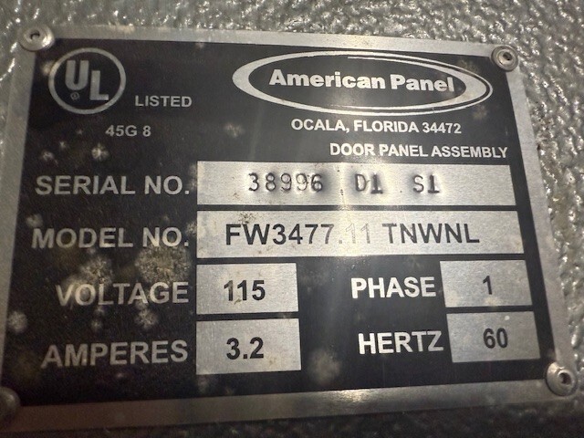 AMERICAN PANEL WALK IN COOLER, 109" x 92" COMPLETE WITH ALL BEER ...