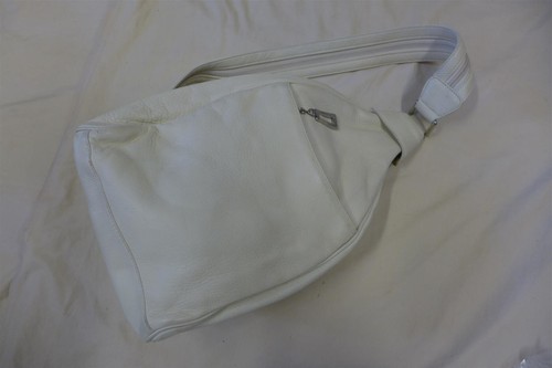 Vintage Light Tan CLASSIQUES ENTIER Leather Sling Bag/Split Strap ...