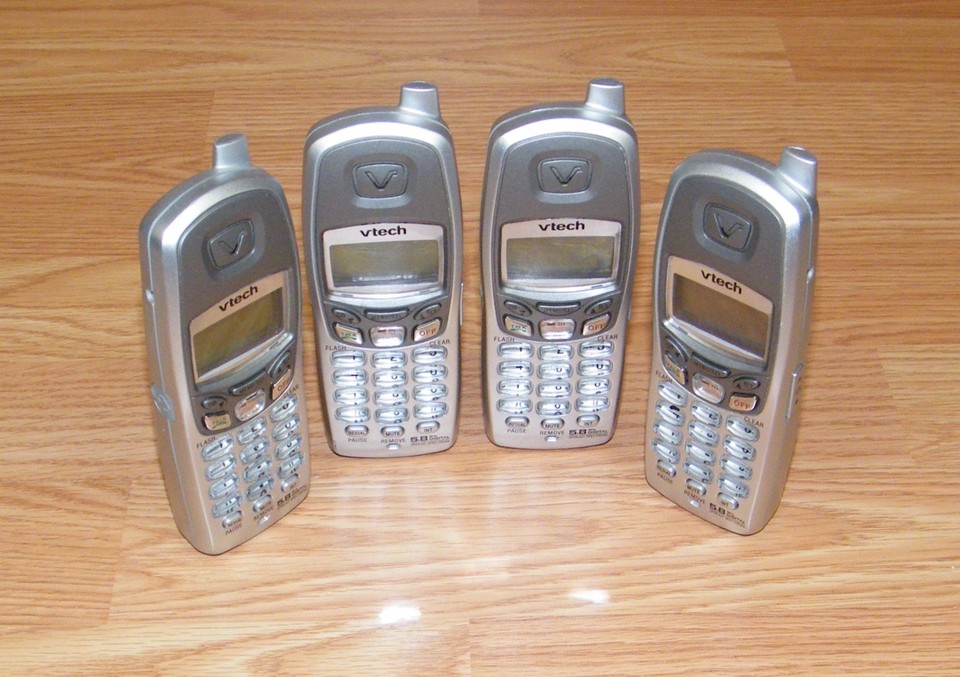 4 Vtech (MI6896) Mini Cordless Digital Spread Spectrum Phones w ...