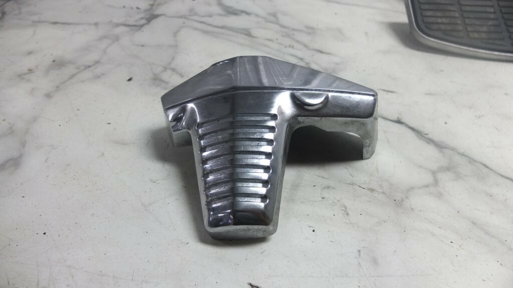 08 Suzuki VLR1800 VLR 1800 C109R Boulevard Rear Left Engine Cylinder Head Cover | eBay