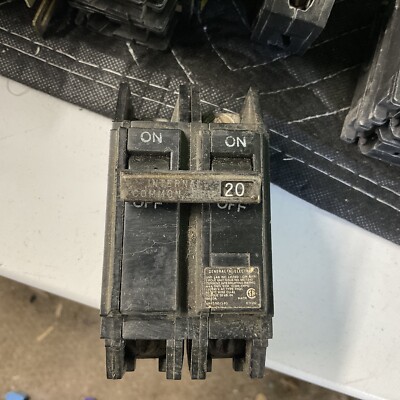 (QTY 5) GE General Electric 320A 2 Pole Circuit Breaker E-11592 Type ...