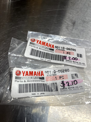 YAMAHA- Bolt, Hexagon Socket Head (USA) 90110-06280-00 | eBay