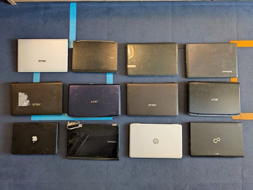 Faulty Joblot of 19 x Broken Laptops for parts, Various age from XP to ...