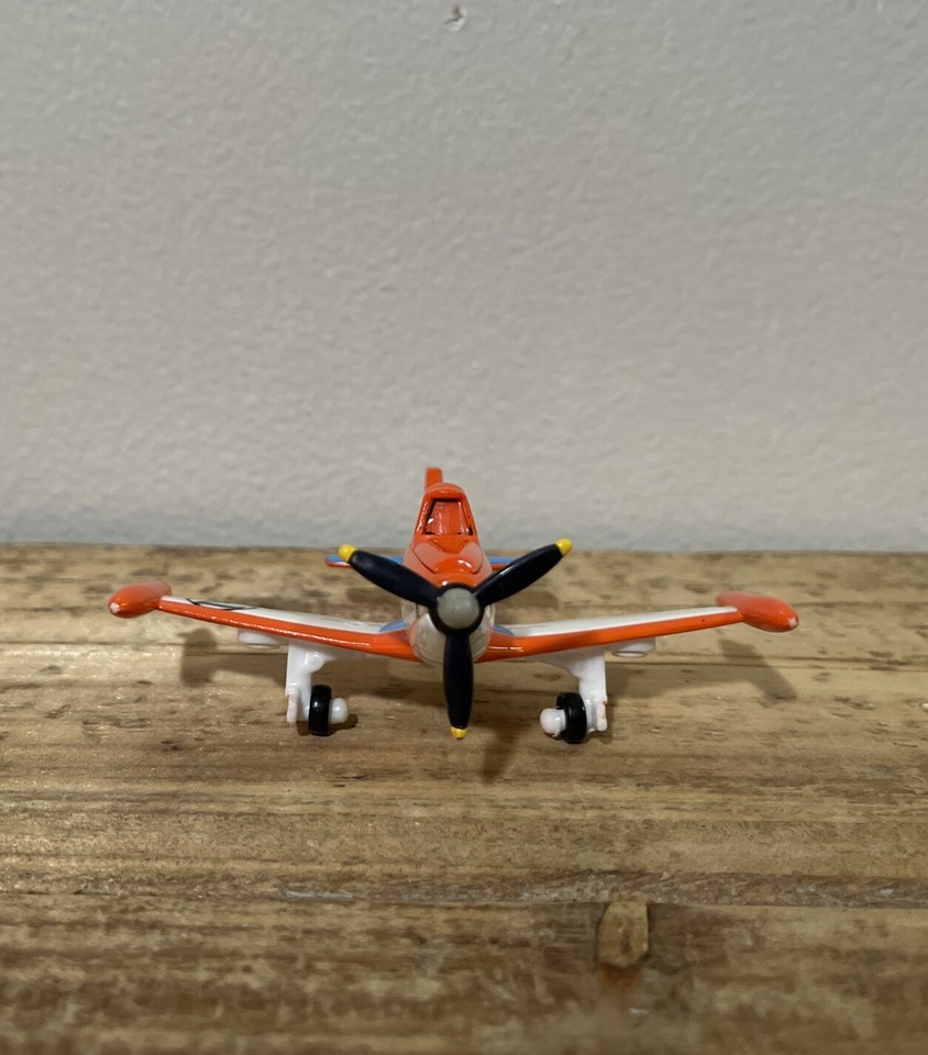 Disney Pixar Planes Racer Dusty #7 No Eyes Piston Peak Mattel 2 | eBay